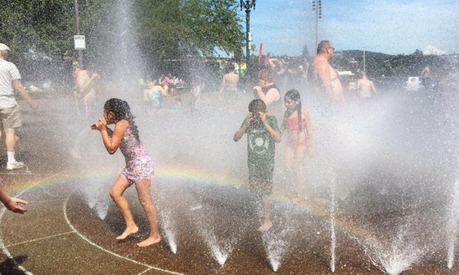 Portland heat wave: 97-degree scorcher shatters temperature record ...